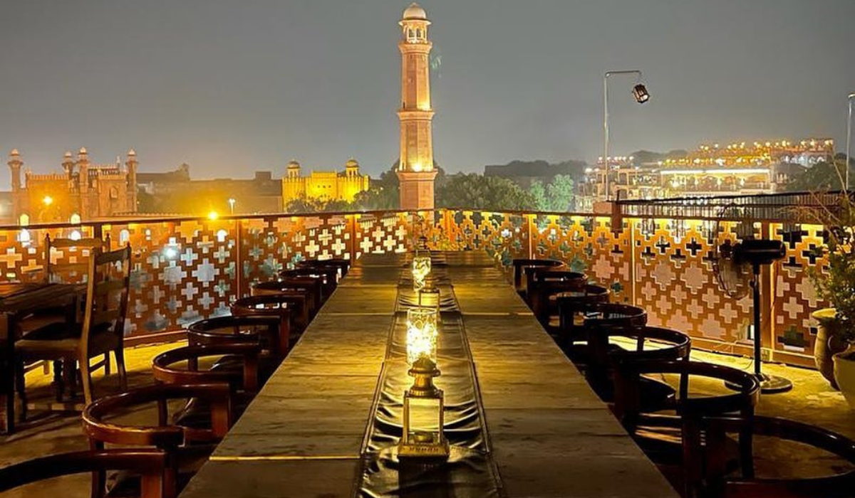 Rooftop Cafes in Amritsar: An Unforgettable Culinary Journey