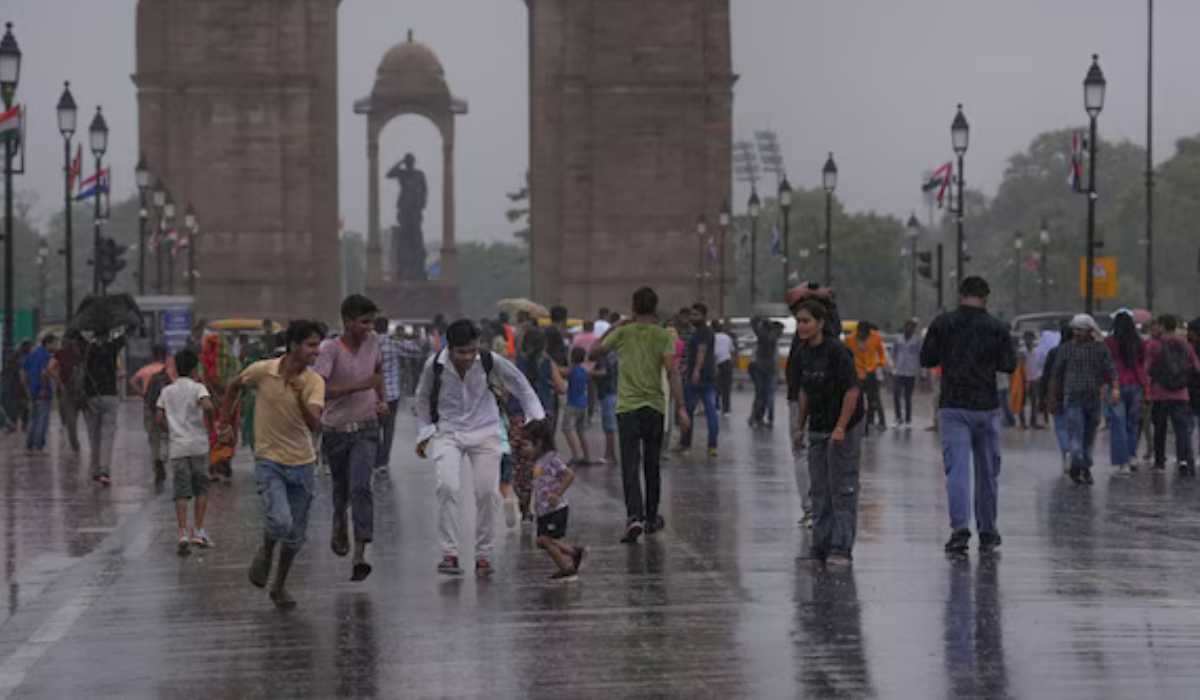 Yamuna Floods: Delhi on Alert, Thousands Evacuated